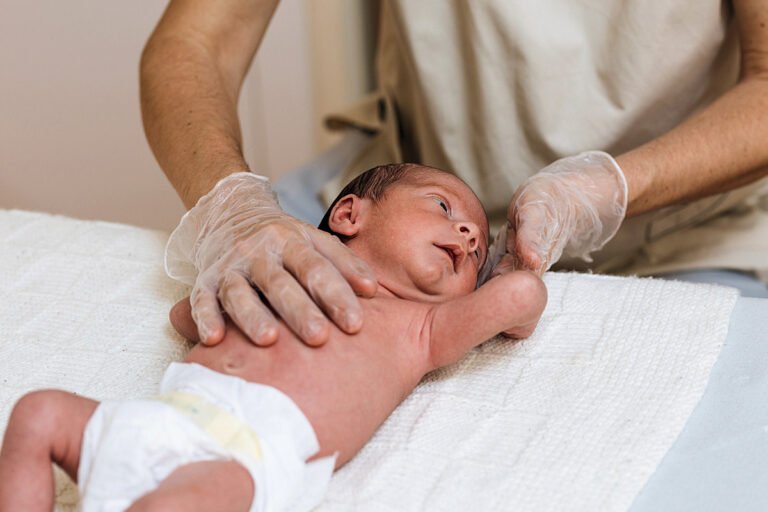 GALACTORREA » Causas, Síntomas, Diagnóstico Y Tratamiento »【2023】