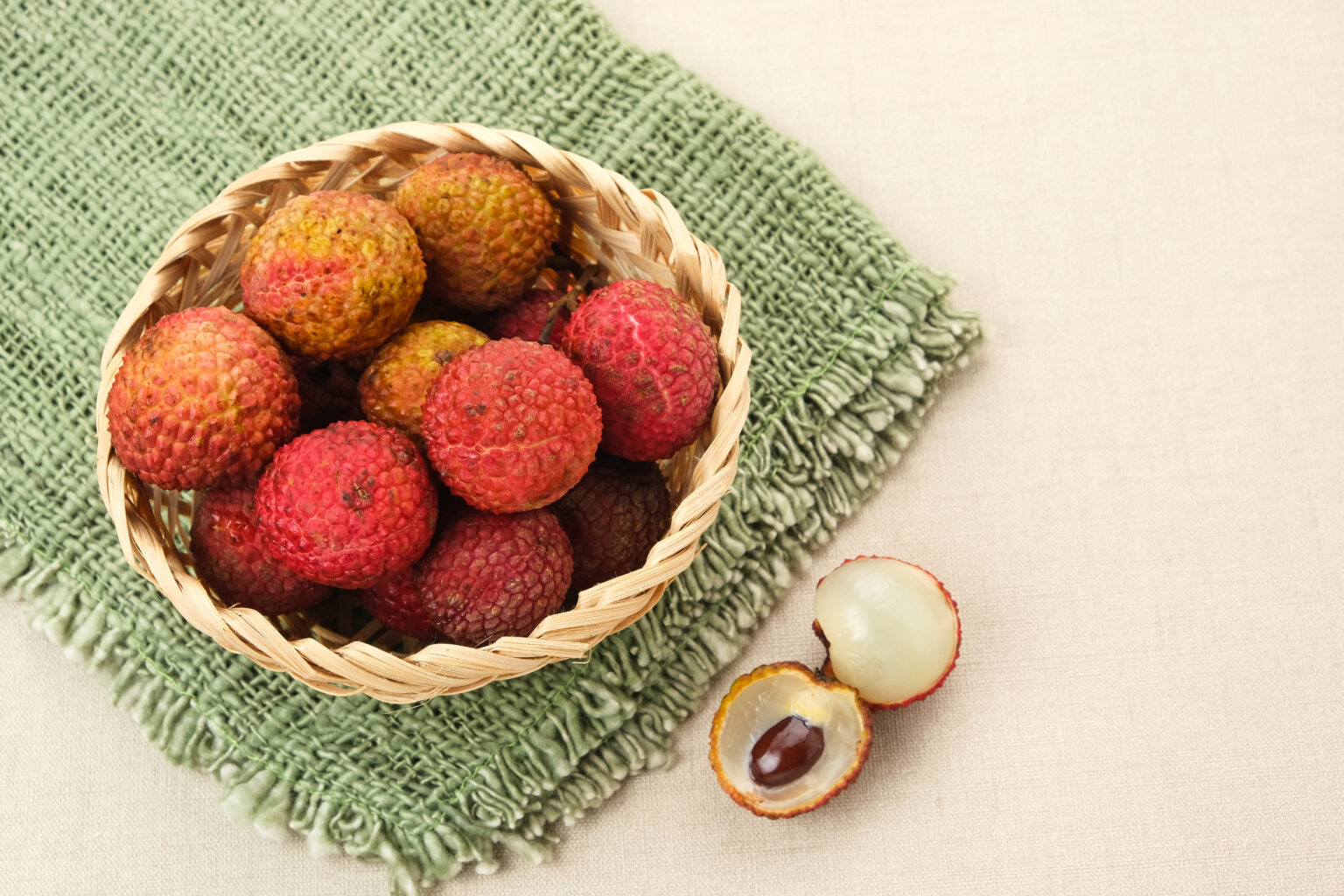 LICHI » Propiedades, Beneficios, Sabor Y Riesgos