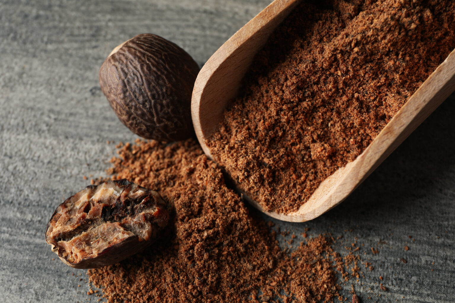 NUEZ MOSCADA » Propiedades, Vitaminas Y Usos